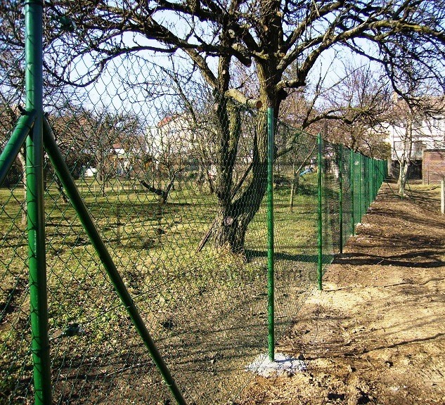 Montáž plotových stĺpikov | plotyslovensko.sk